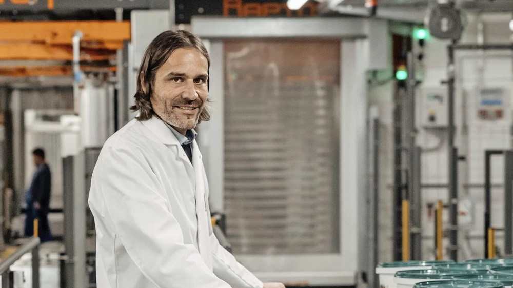 Milchersatz und Haferdrink: Molkereichef über grüne Bio-Utopie | FAZ