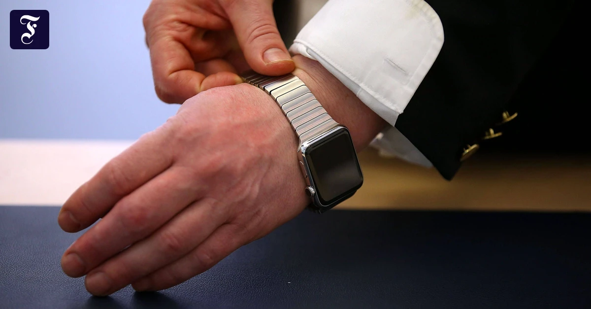 Mit der Apple Watch sehen Nutzer sehr häufig Textnachrichten an | FAZ
