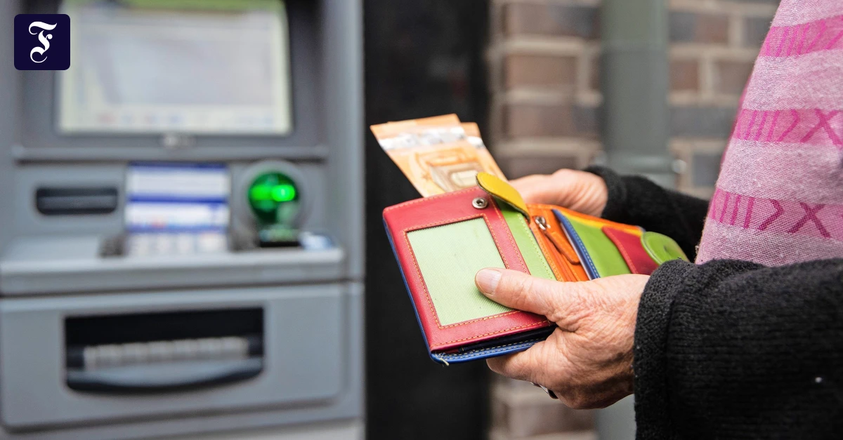 Bargeld in Gefahr? Bundesbank will gegensteuern | FAZ