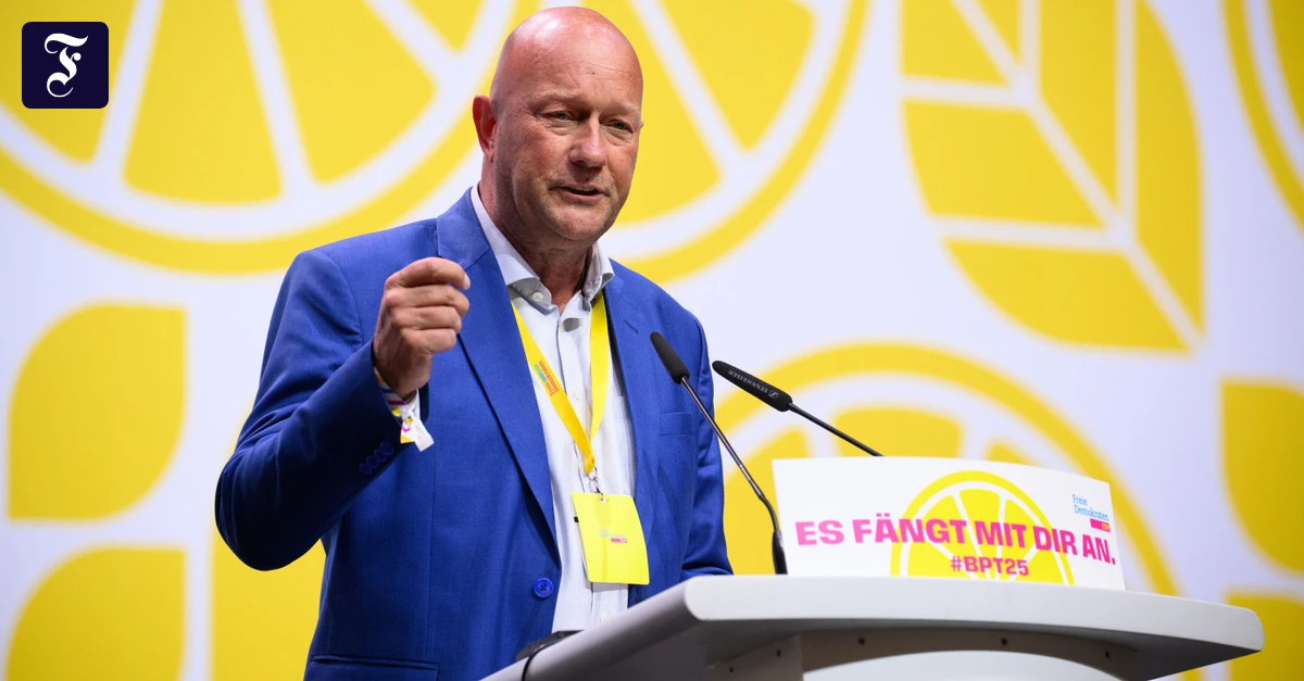 Früherer FDP-Politiker: Thomas Kemmerich macht nun bei Frauke Petry mit ...