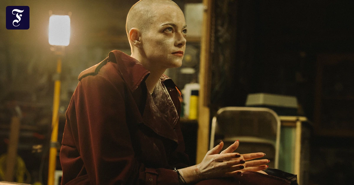 Film „Bugonia“ mit Emma Stone: Den Wahnsinn beim Wort genommen | FAZ