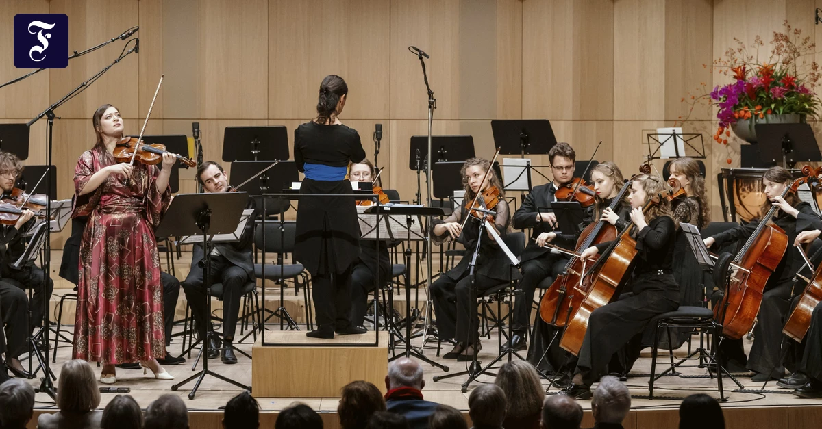 Kronberg: Youth Symphony Orchestra of Ukraine mit Oksana Lyniv | FAZ