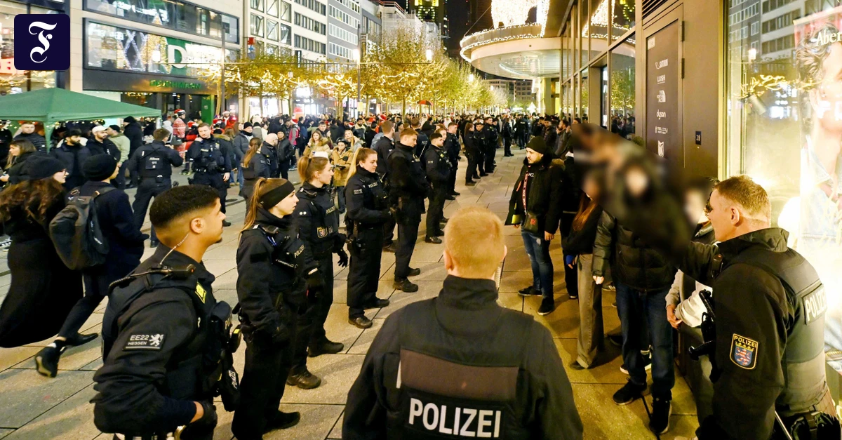 „Polizei setzt auf Null-Toleranz-Strategie" auf der Zeil in Frankfurt | FAZ