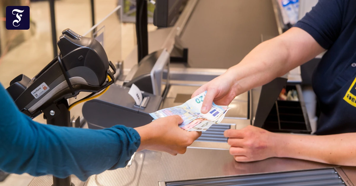 Geld abheben im Supermarkt: Die gewiefte Bargeld-Masche | FAZ