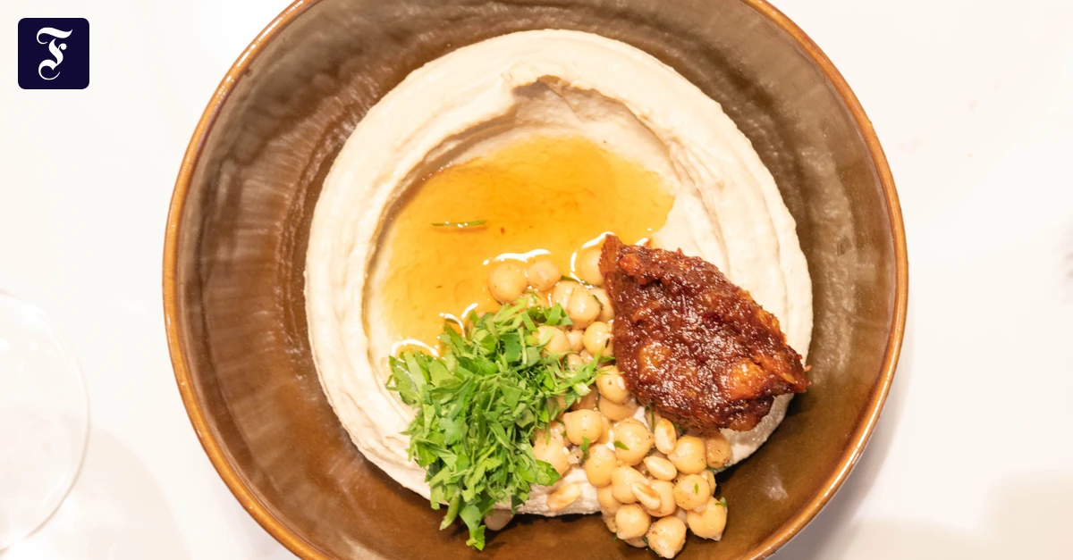 Restaurant Eigthy Nine in Frankfurt: Aprikosen und Nussbutter zum ...