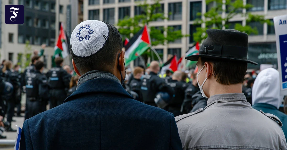 Jüdische Gemeinde Frankfurt: Nicht an Antisemitismus gewöhnen | FAZ
