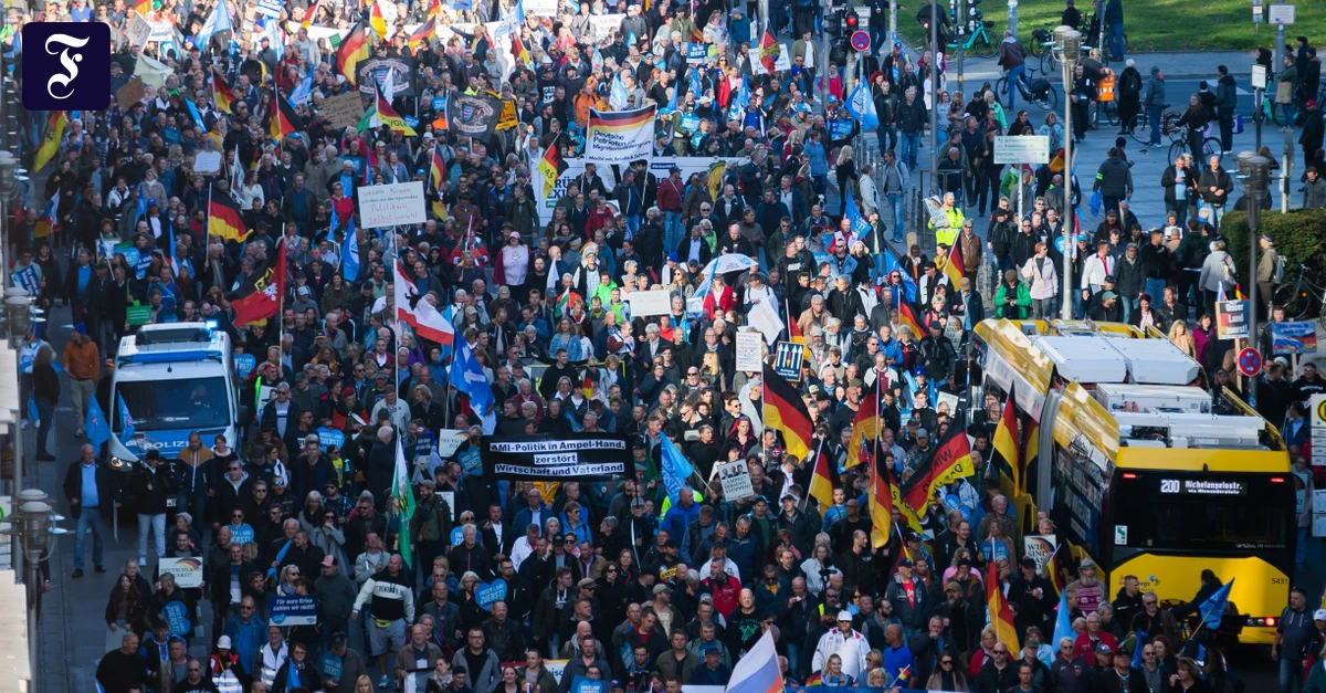 AfD-Anhänger protestieren in Berlin gegen Ampel-Koalition | FAZ
