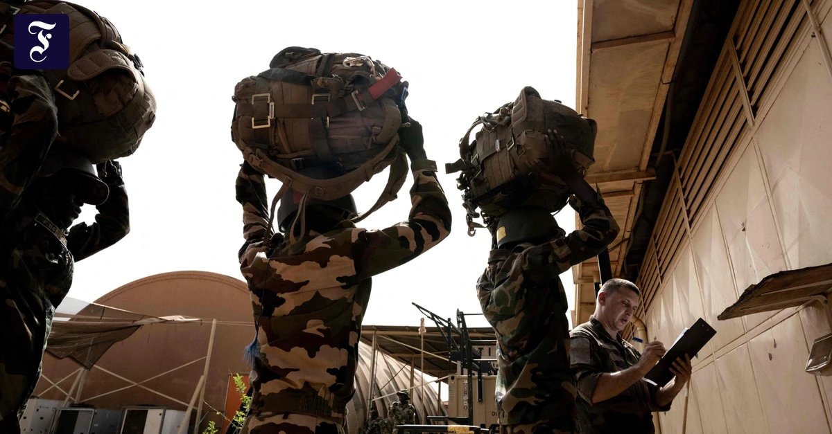 Sahel: Frankreich beginnt Abzug aus Niger | FAZ