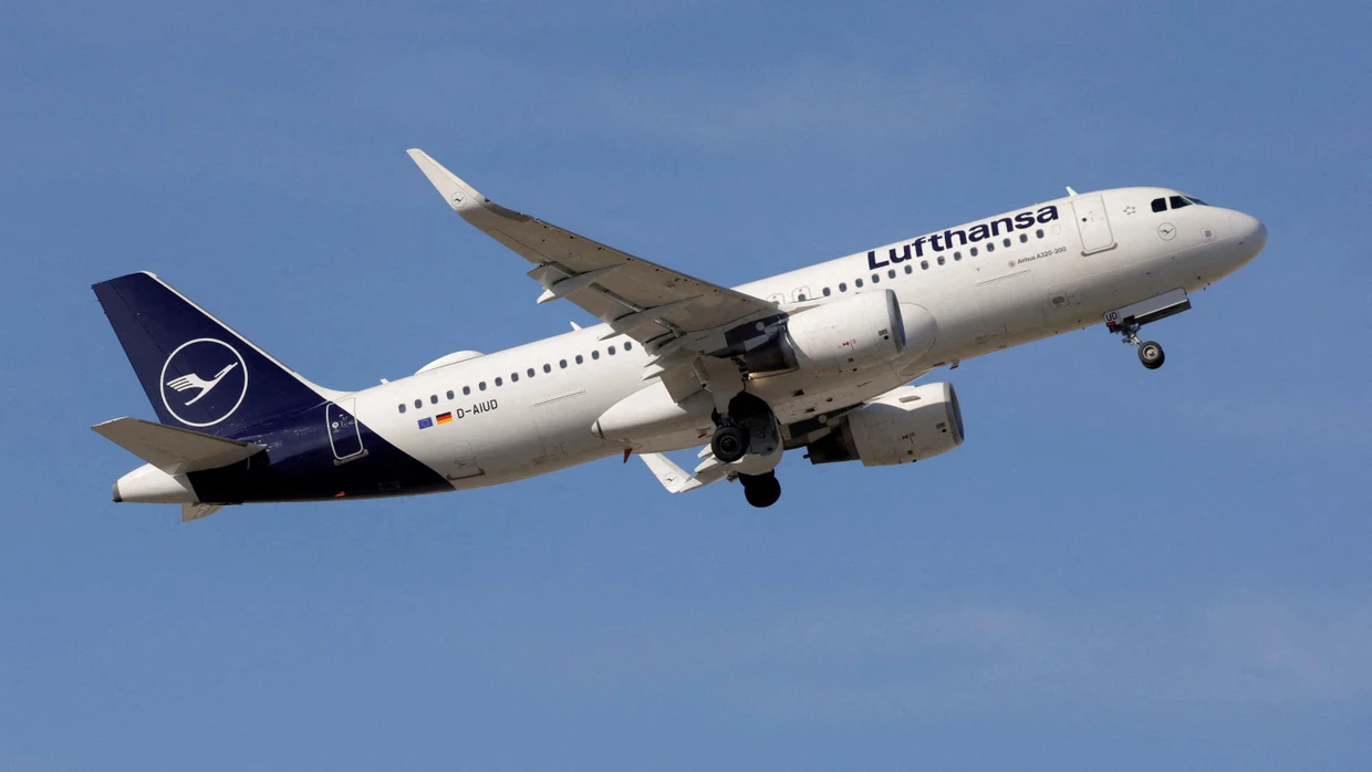 Auslieferung der A320: Airbus-Probleme verschärfen Flugzeugmangel | FAZ