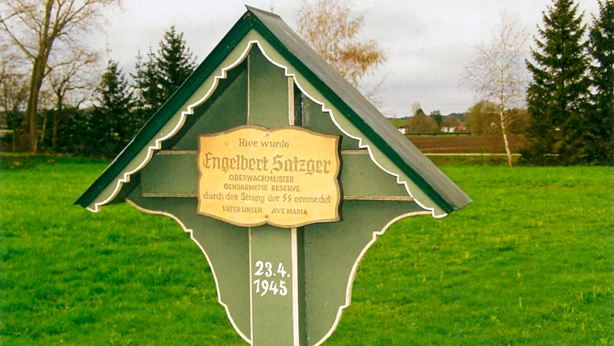 Berndt Michael Linker: Mindelheim im 20. Jahrhundert: Ein Feldkreuz in ...