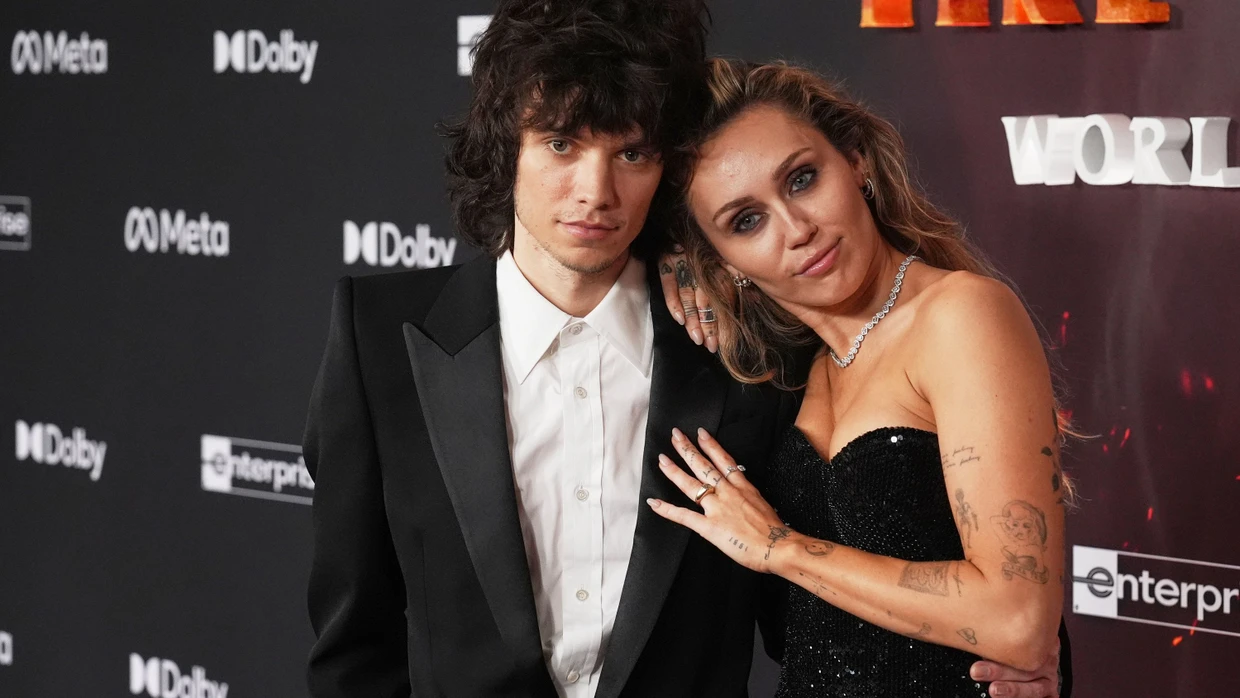 Miley Cyrus hat sich verlobt | FAZ