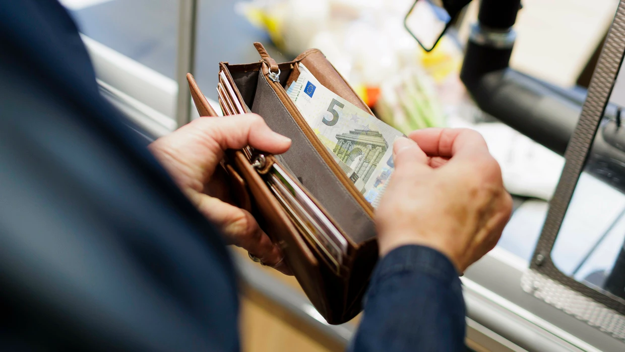 Slowenien verankert Recht auf Bargeld in Verfassung | FAZ