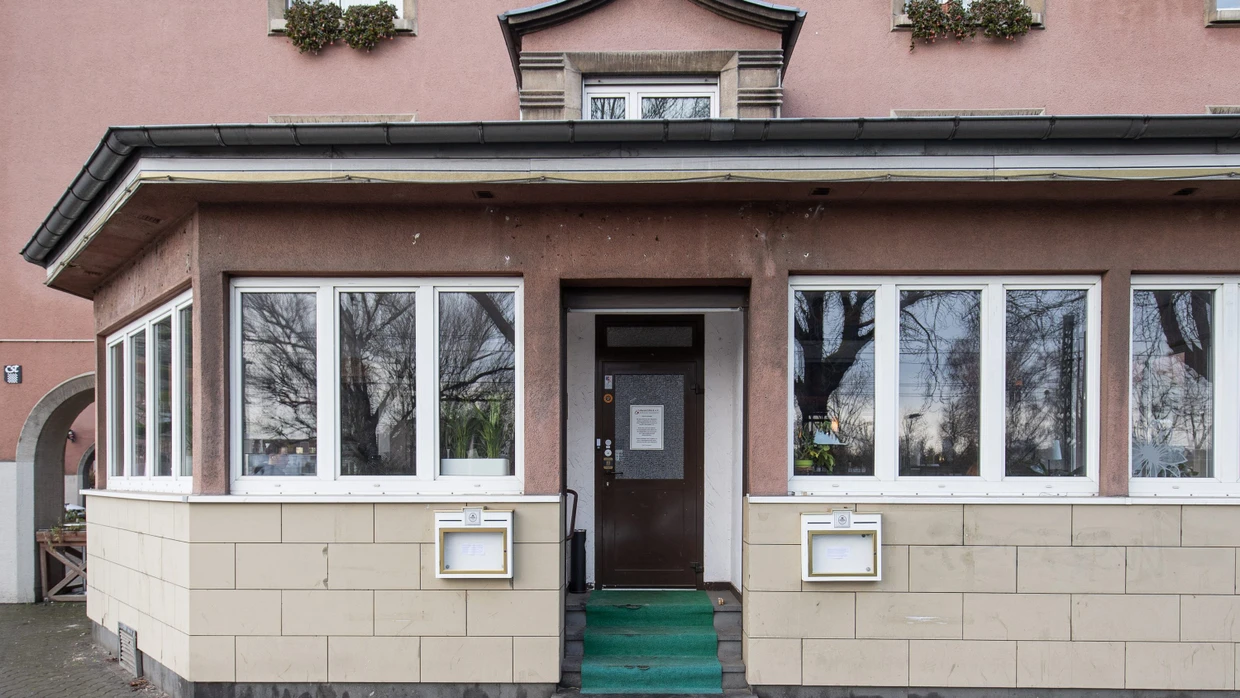 „Reichsbürger“ im Riederwald: ABG droht mit Klage | FAZ