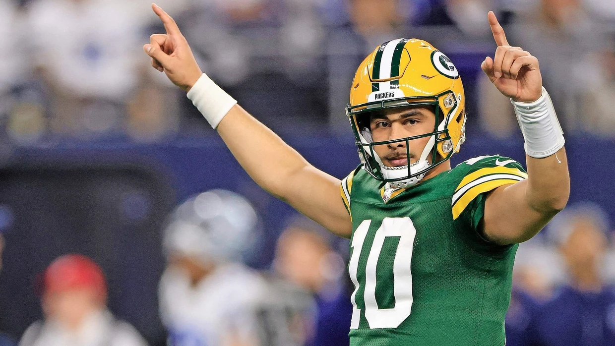 NFL: Jordan Love überrascht mit Green Bay Packers in Football-Play-offs ...
