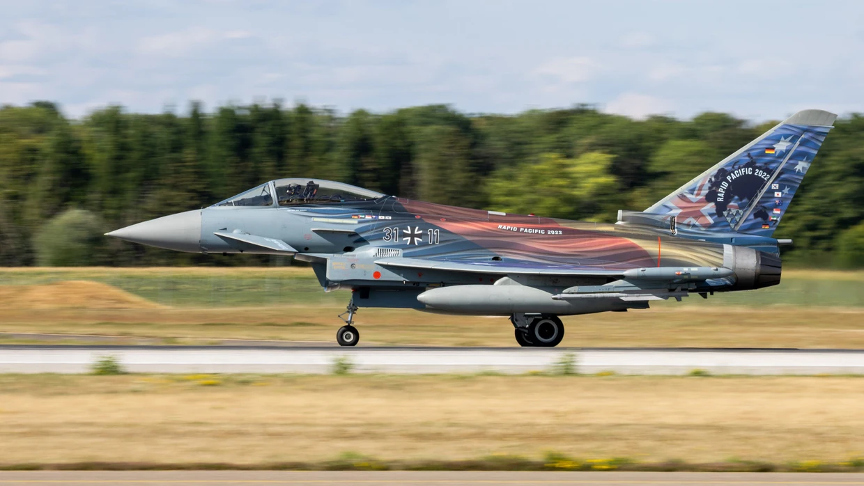 Eurofighter in Australien: Präzisionsarbeit in 8700 Metern Höhe | FAZ