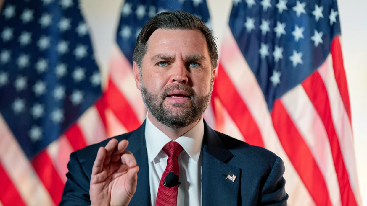 Ukraine-Krieg: JD Vance wirft Kritikern von US-Friedensplan fehlenden Realitätssinn vor | FAZ