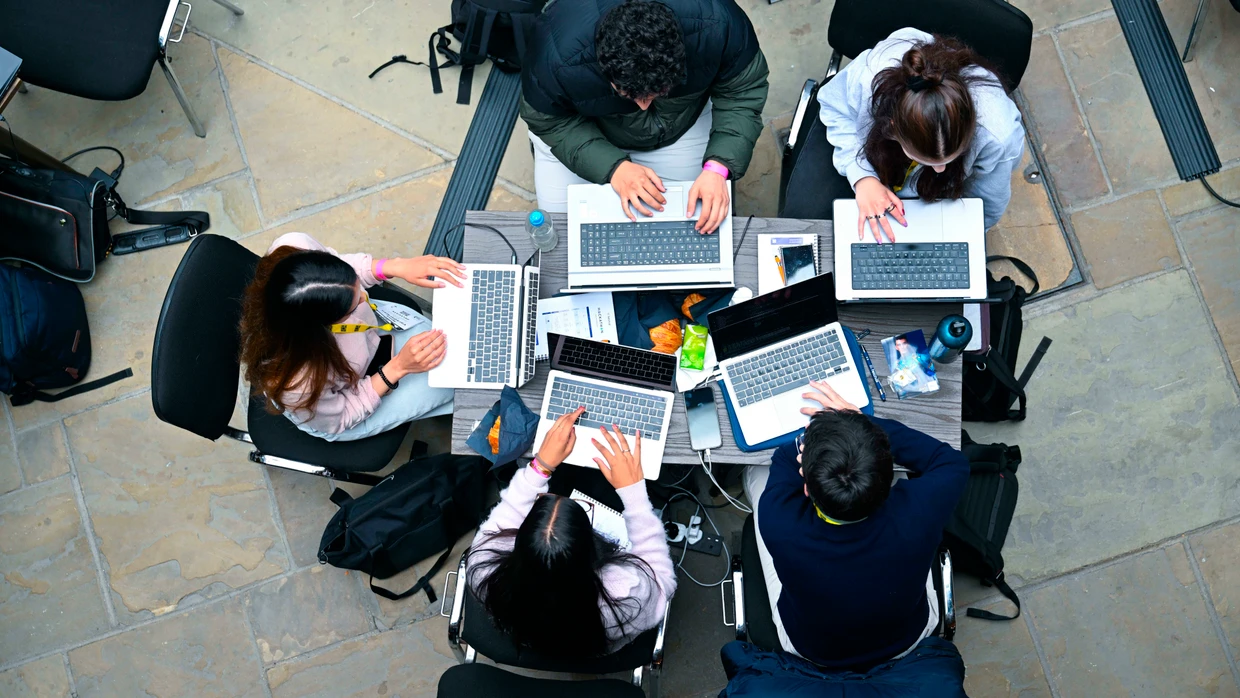 Die besten KI-Coding-Tools im Vergleich | FAZ