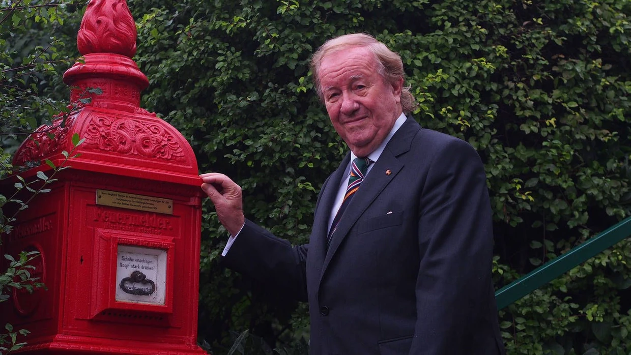 „Björn-Steiger-Stiftung“: Rettungswagen den Weg geebnet | FAZ