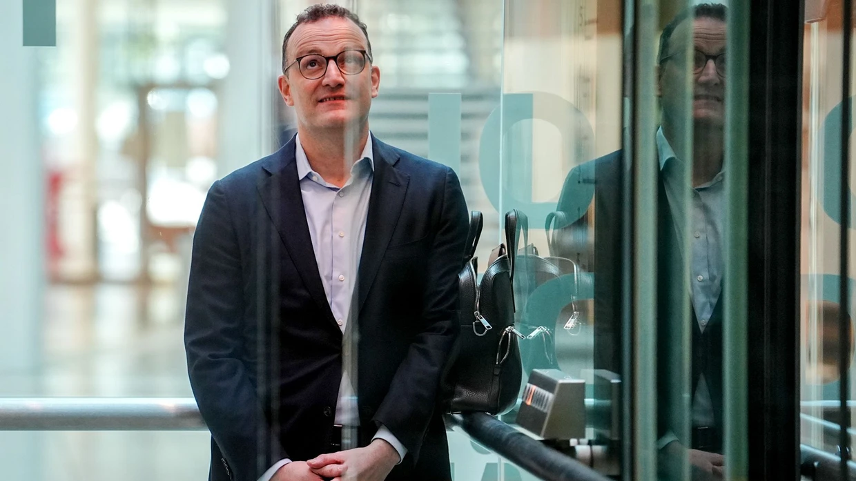 Corona-Pandemie: Spahn verteidigt Austausch mit René Benko | FAZ