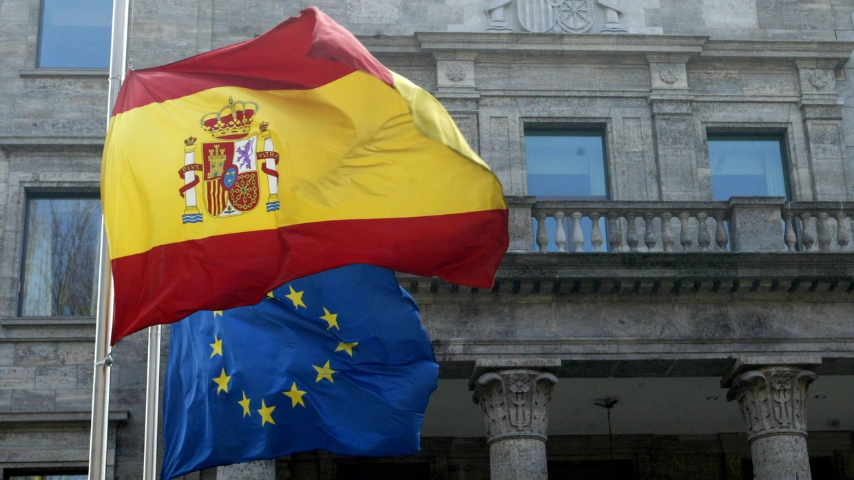 Eu Finanzminister Spaniens Banken Werden Mit 30 Milliarden Euro