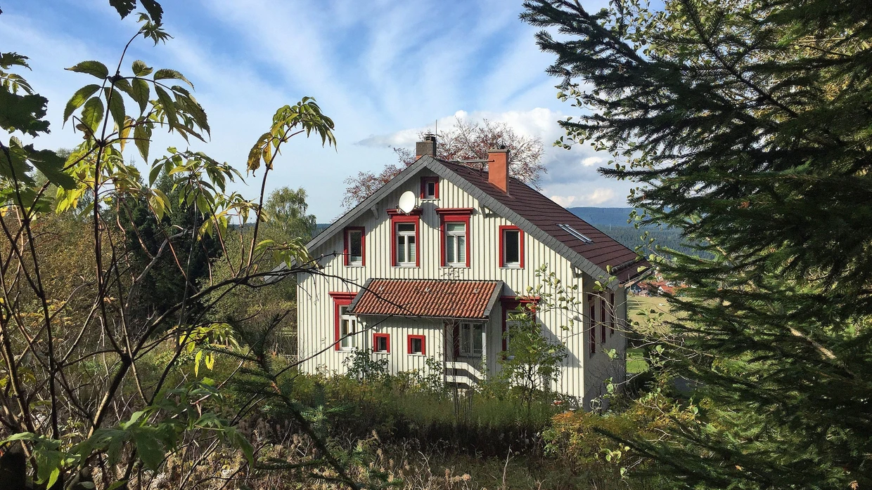 Grabenhaus im Harz: Zweitwohnsitz mit Hindernissen | FAZ