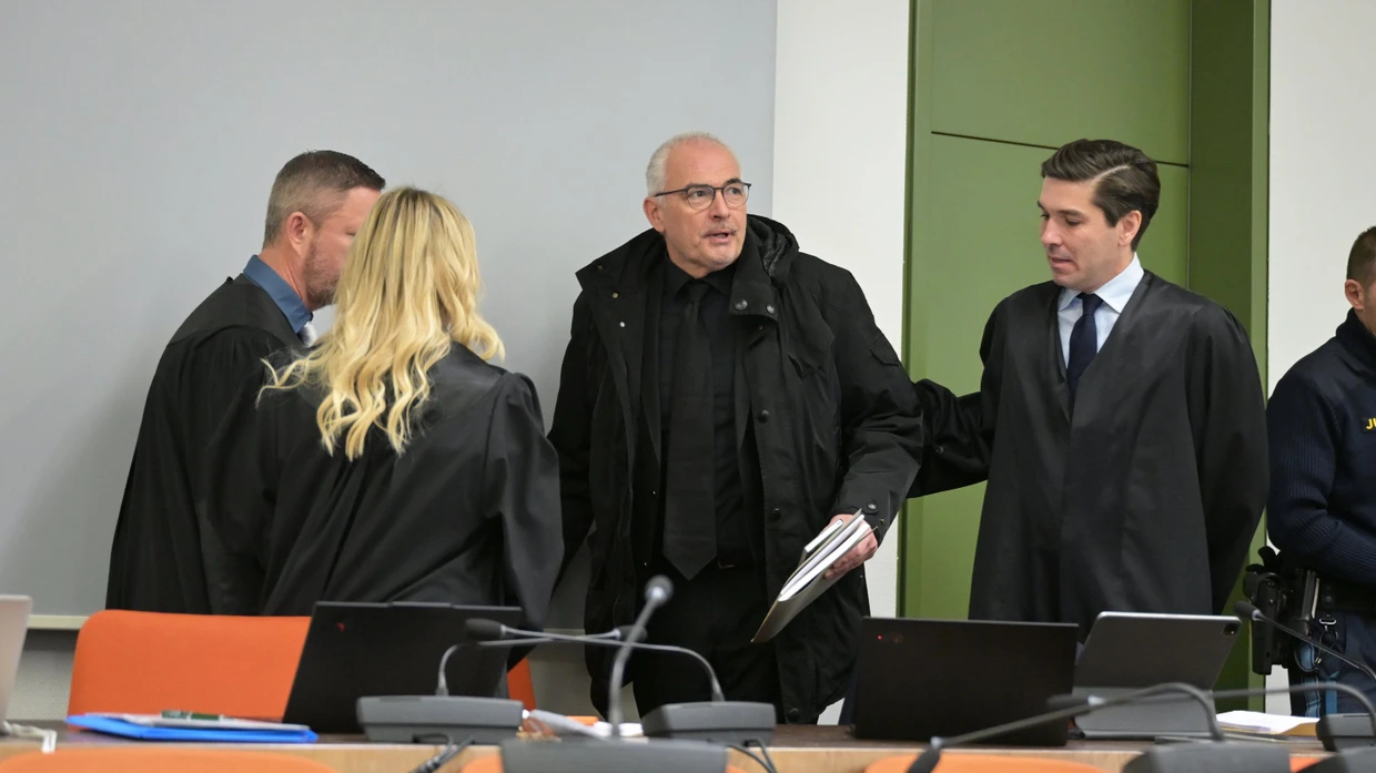 Früherer CDU-Abgeordneter Fischer wegen Bestechlichkeit verurteilt | FAZ