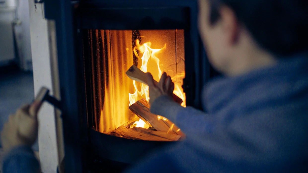 Nachbar Heizt Mit Holz Und Es Stinkt