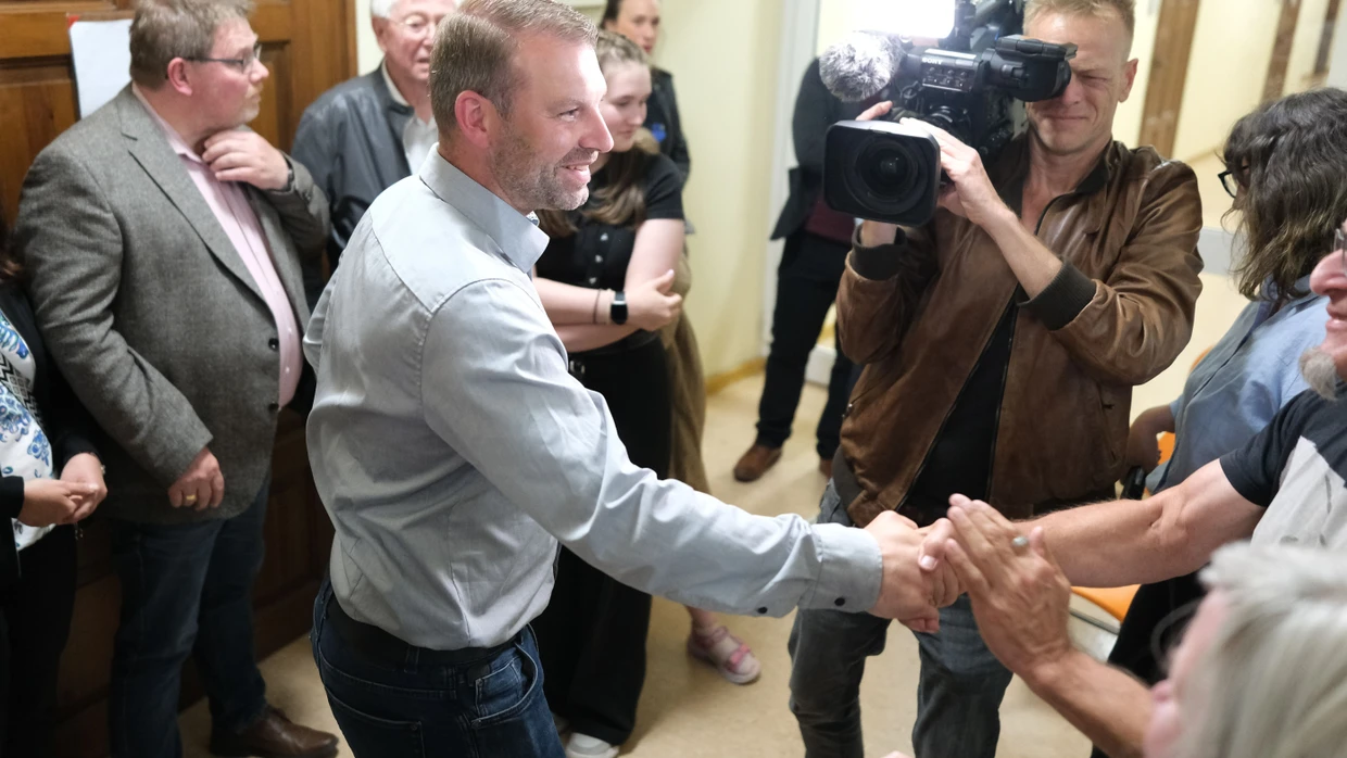 OB-Wahl in Aue-Bad Schlema: CDU-Kandidat gewinnt gegen ...