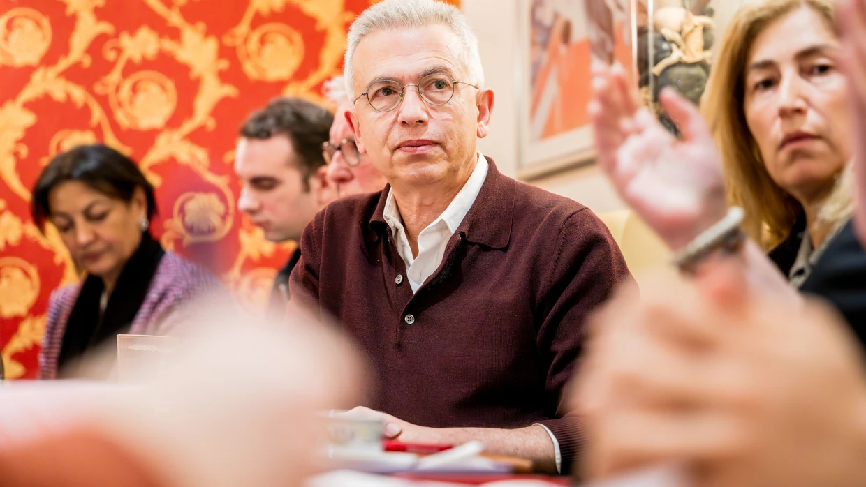 Peter Feldmann tritt mit Bürgerinitiative „Frankfurt – sozial!“ bei ...