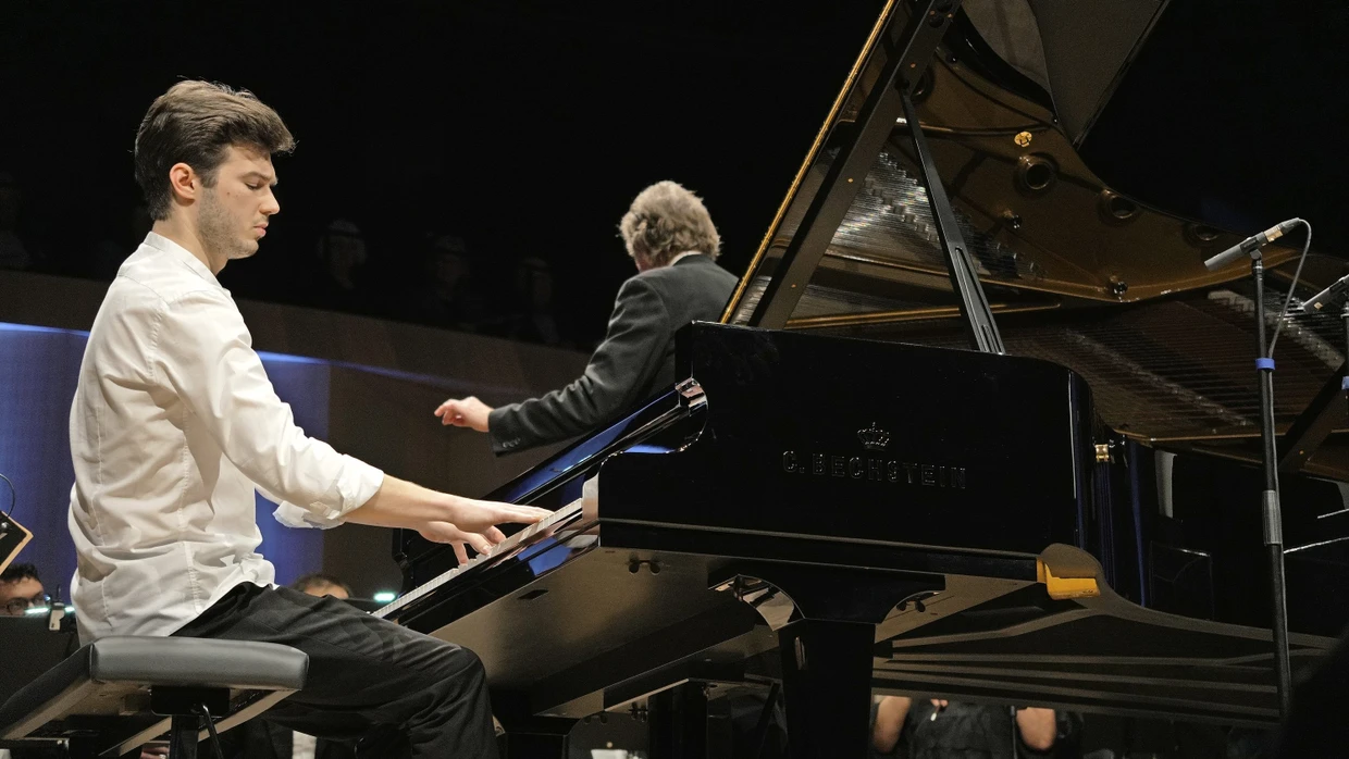 Robert Neumann gewinnt den Pianistenpreis | FAZ