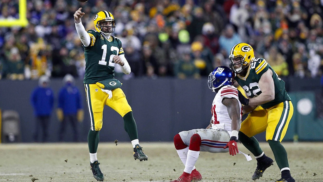 Aaron Rodgers führt Green Bay Packers ins NFL-Viertelfinale | FAZ