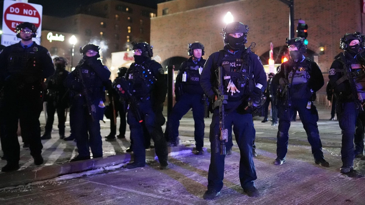 ICE-Beamte bei Olympia 2026: LA-Bürgermeisterin kritisiert Pläne | FAZ