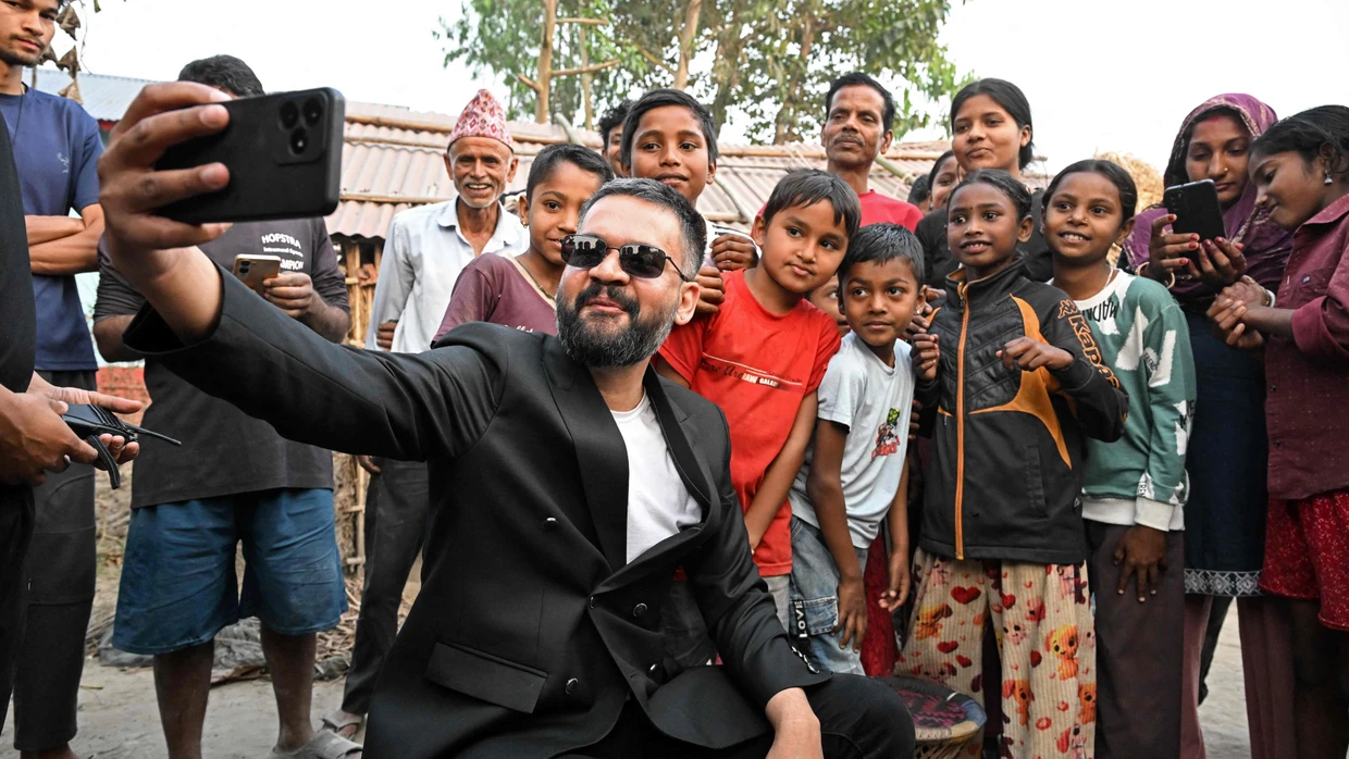 Früherer Rapper Shah triumphiert bei Wahl in Nepal | FAZ