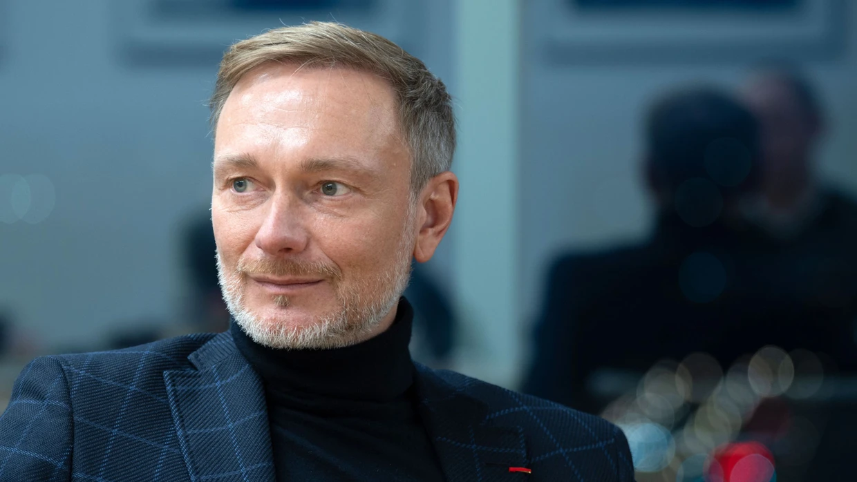 Stiftung Familienunternehmen: früherer FDP-Chef Lindner im Kuratorium | FAZ