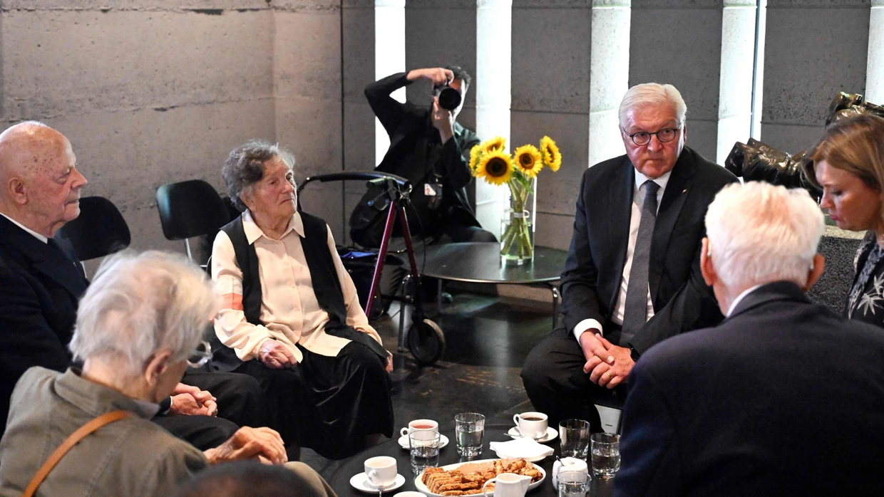 Bundespräsident Frank-Walter Steinmeier in Warschau: Bitte um Vergebung ...