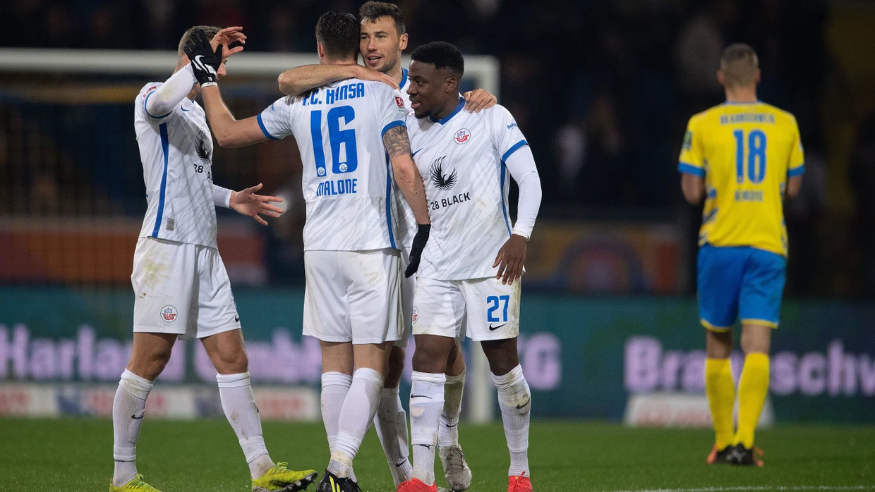 Ingelsson schießt die Hansa zum Sieg gegen Braunschweig | FAZ