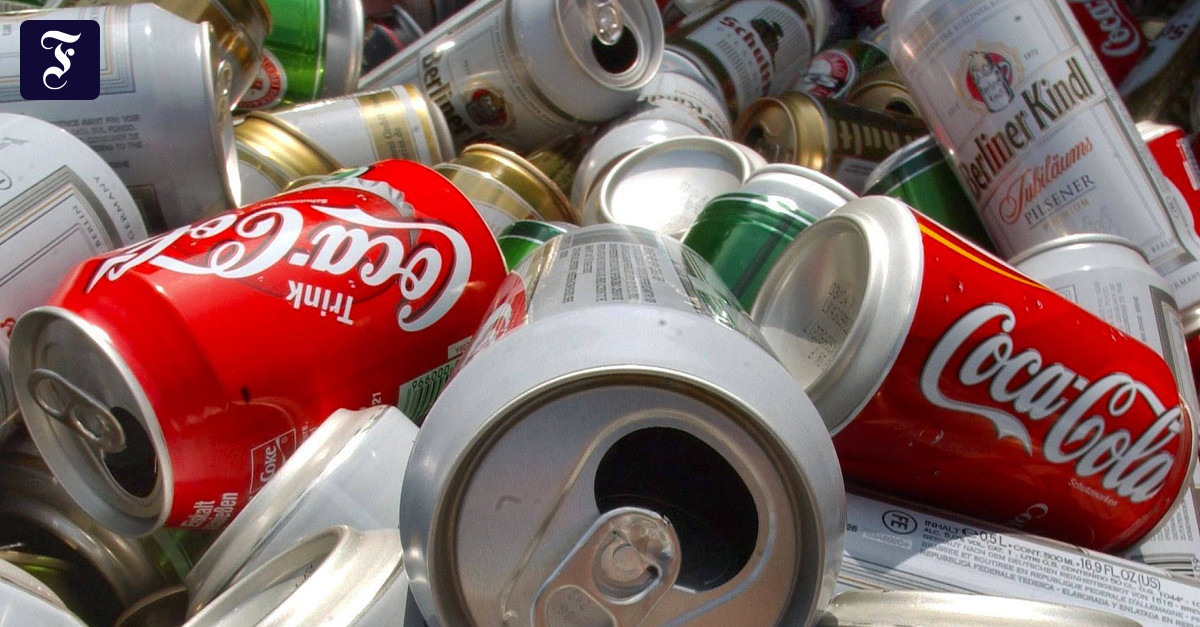 8000 Pfanddosen abgegeben