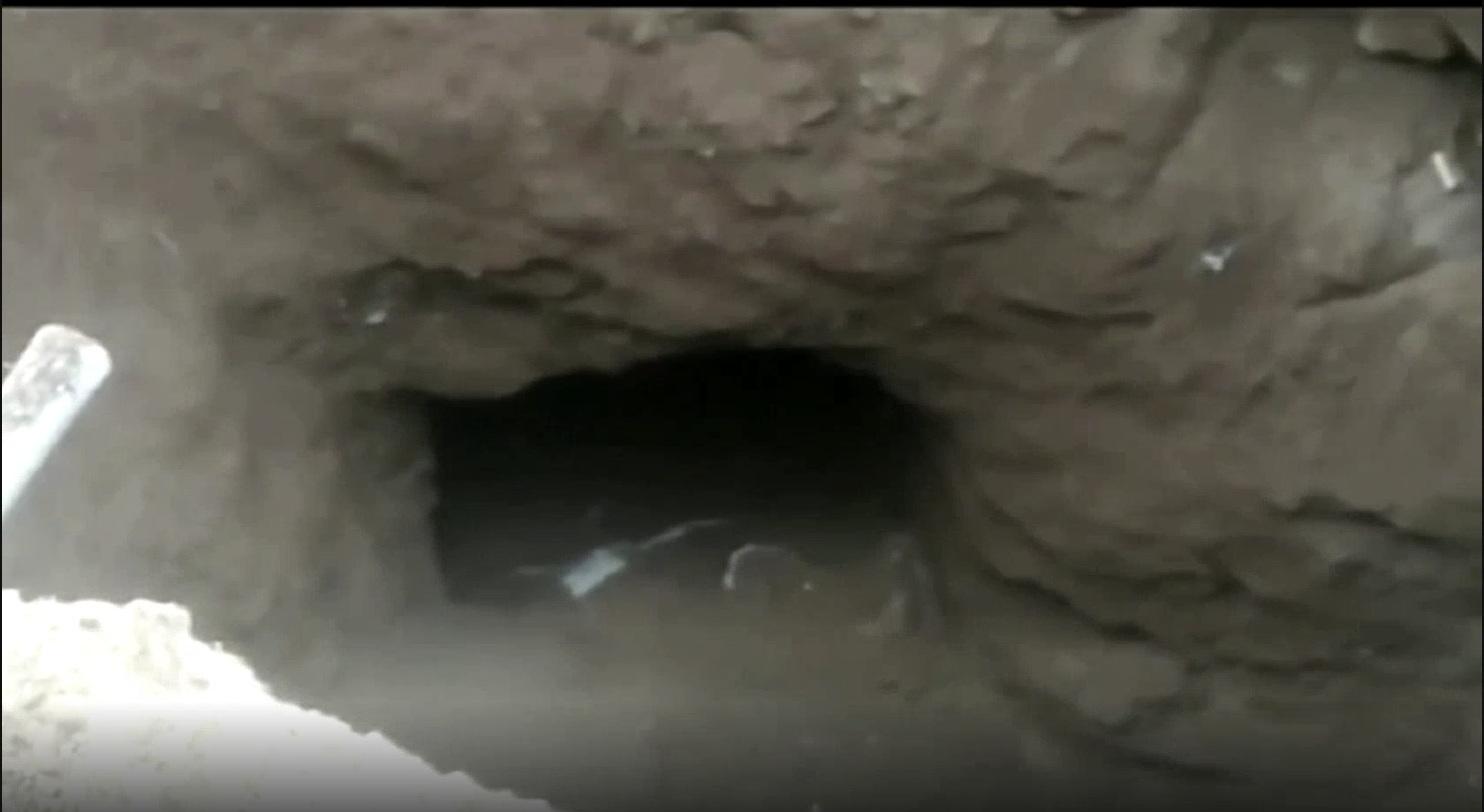 Polizei entdeckt Fluchttunnel in Gefängnis in Peru