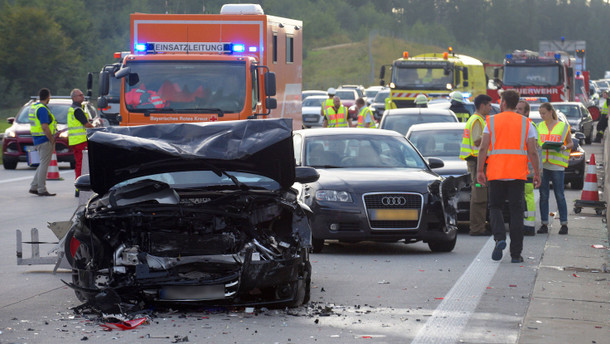 Unfall auf der A8: Aktuelle News von heute | FAZ Nachrichten