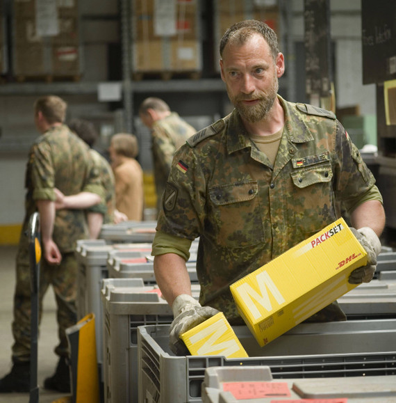 Bilderstrecke zu: 25 Jahre Feldpost der Bundeswehr in Pfungstadt - Bild ...