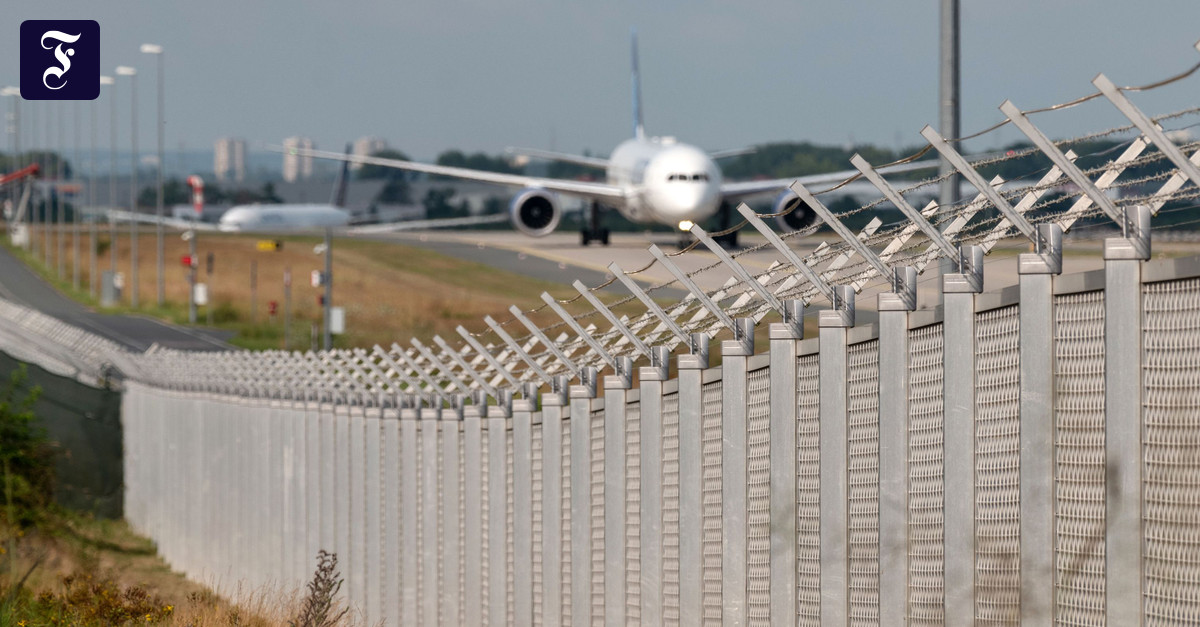 Sicherheit an Flughäfen: Strengere Vorgaben gegen Klimakleber