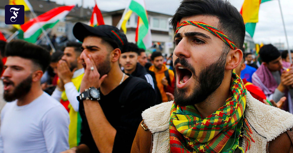 Kurden demonstrieren in Deutschland gegen Militäroffensive
