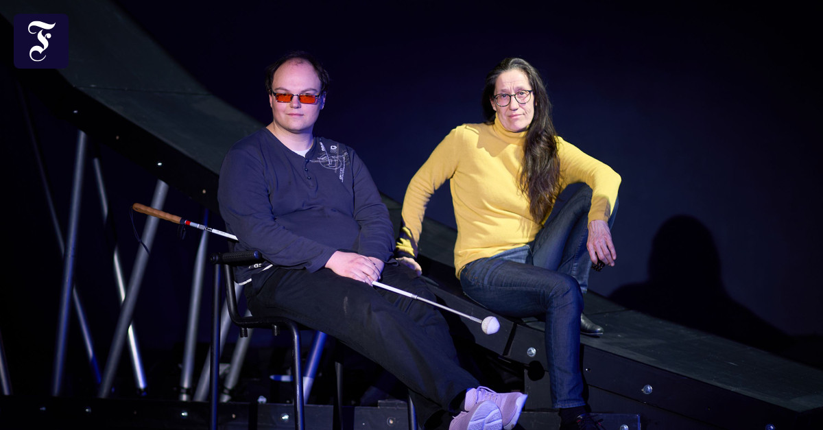 Fabian Korner bietet barrierefreie Kunstführungen an