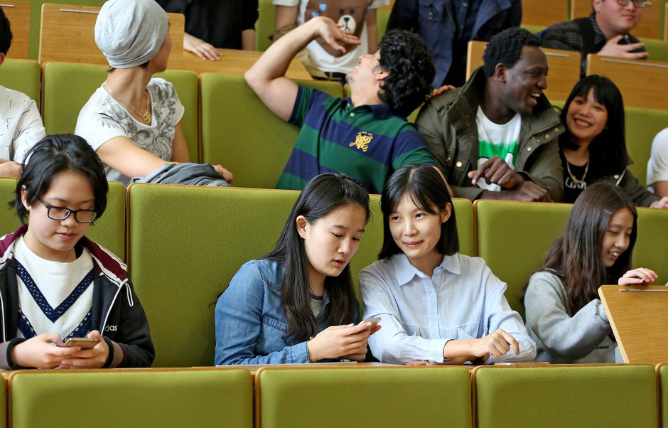 Bild zu: In Deutschland leben so viele Ausländer wie noch nie - Bild 1 ...