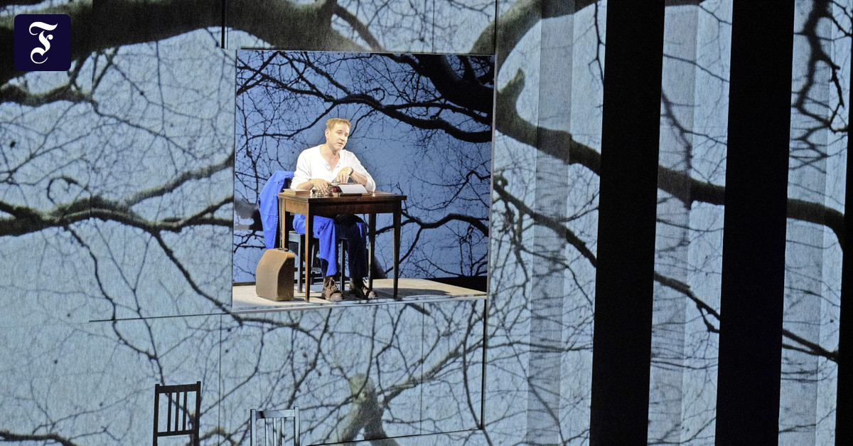 Brecht-Revue zur Spielzeit-Eröffnung des Berliner Ensembles