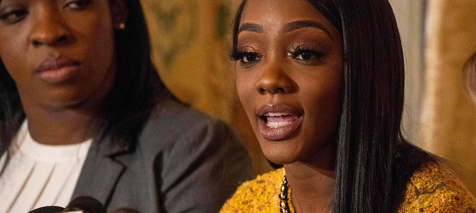 R. Kelly soll mutmaßliches Opfer bedroht haben