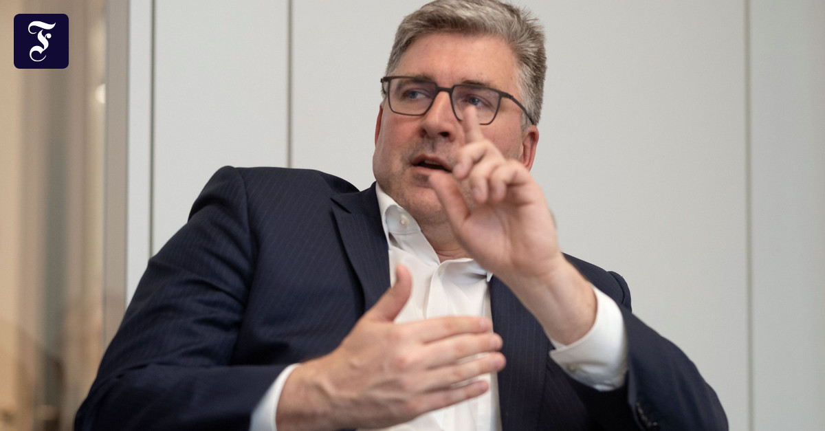 Bundesliga: Chance und Risiko von Axel Hellmann bei der DFL