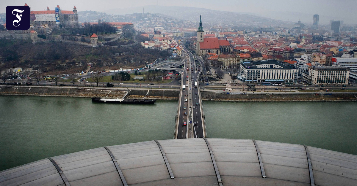 Slowakei: Polizei nimmt Geheimdienstchef Pcolinsky fest
