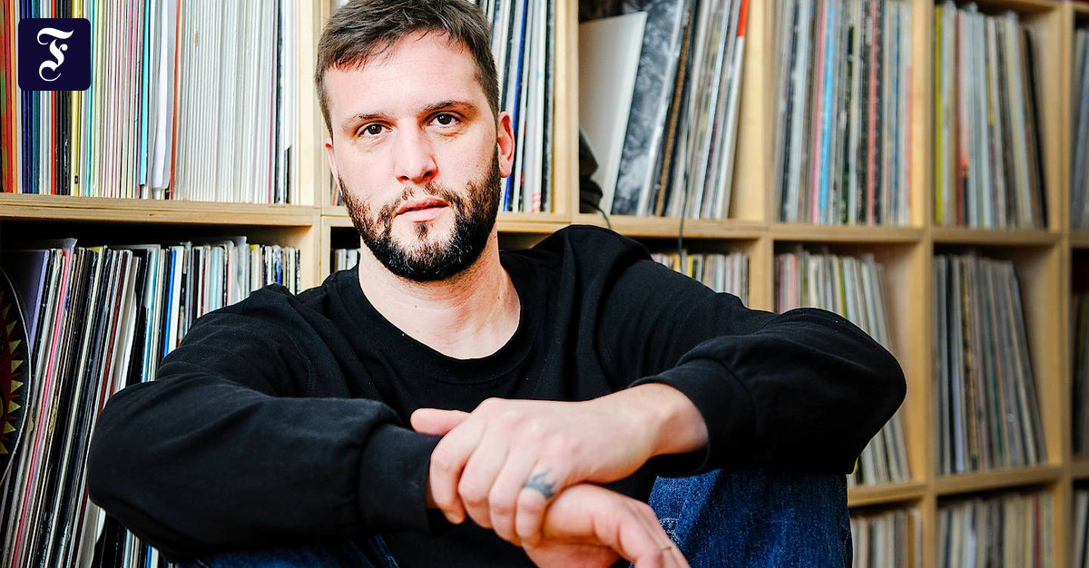 DJ Oliver Hafenbauer spricht über Club Robert Johnson