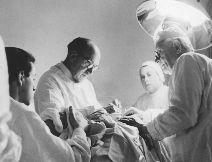 Chirurg Ferdinand Sauerbruch – Was war sein Leben?